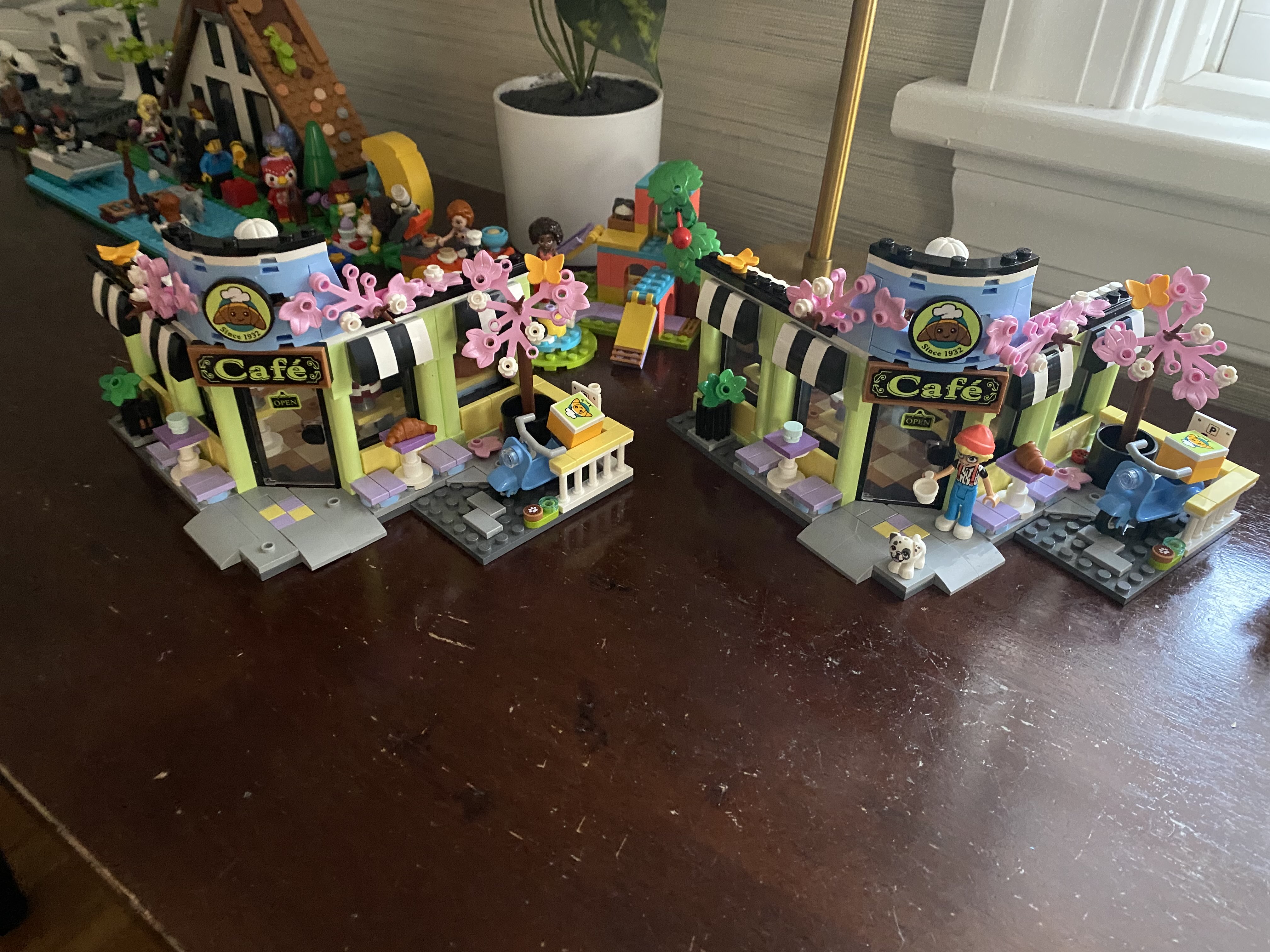 LEGO MOC-198557 Cafe & Cake Shop Modular Alternate build of 2x42618 ...